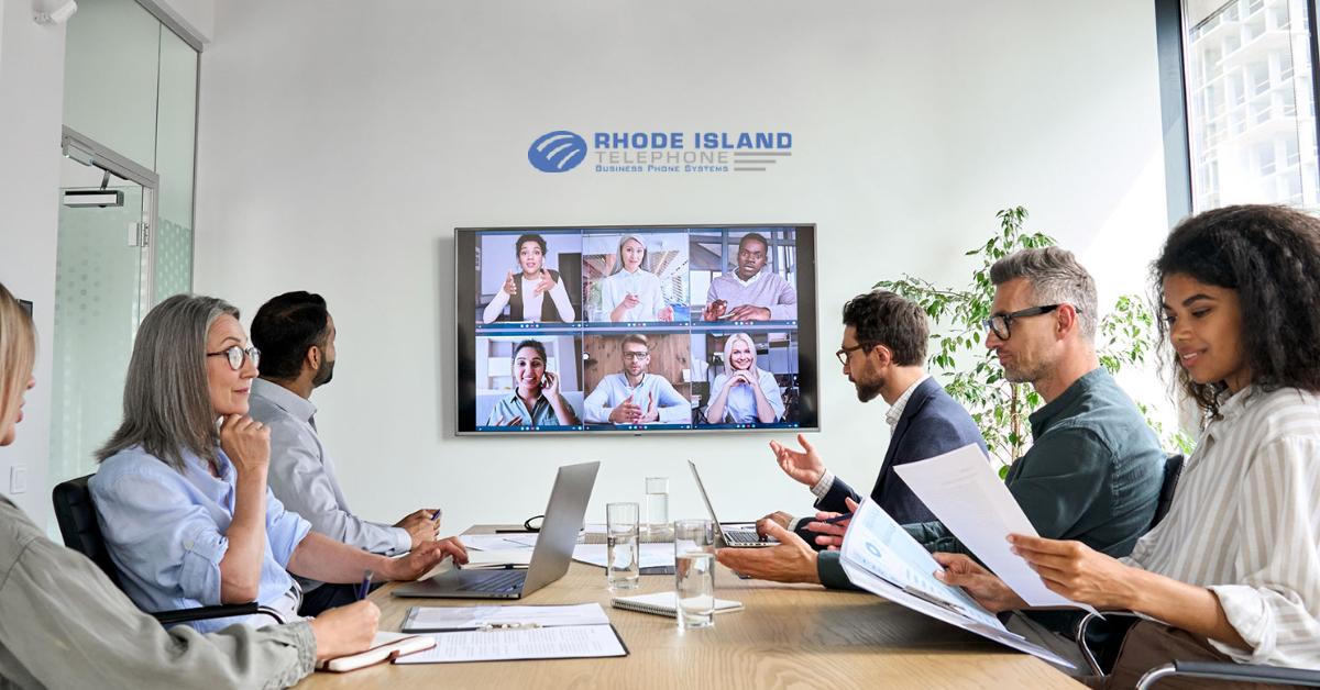 4 Advantages of VoIP Video Conferencing for SMB